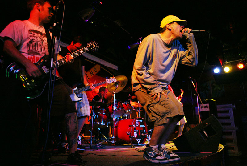 Bane engages sparse crowd - Anna Paige